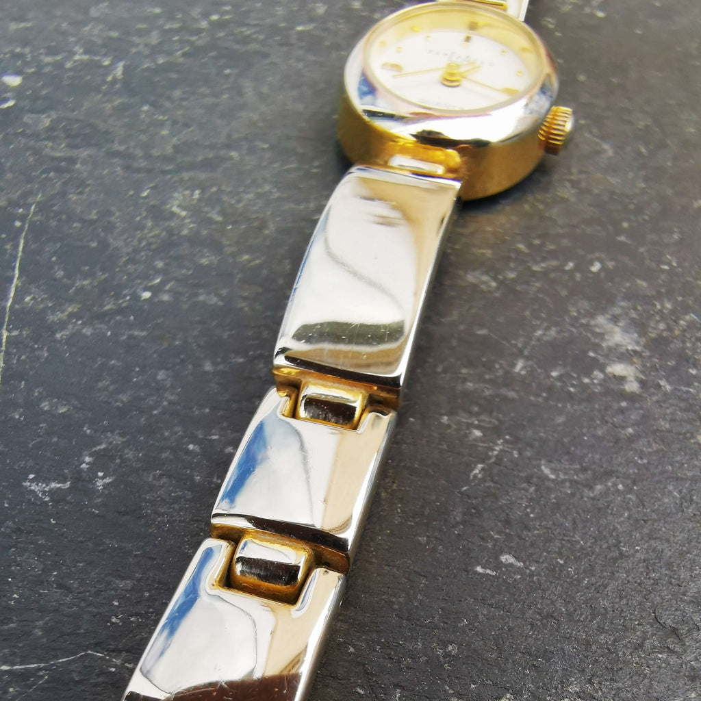 Vintage Women's LA Express Quartz Watch