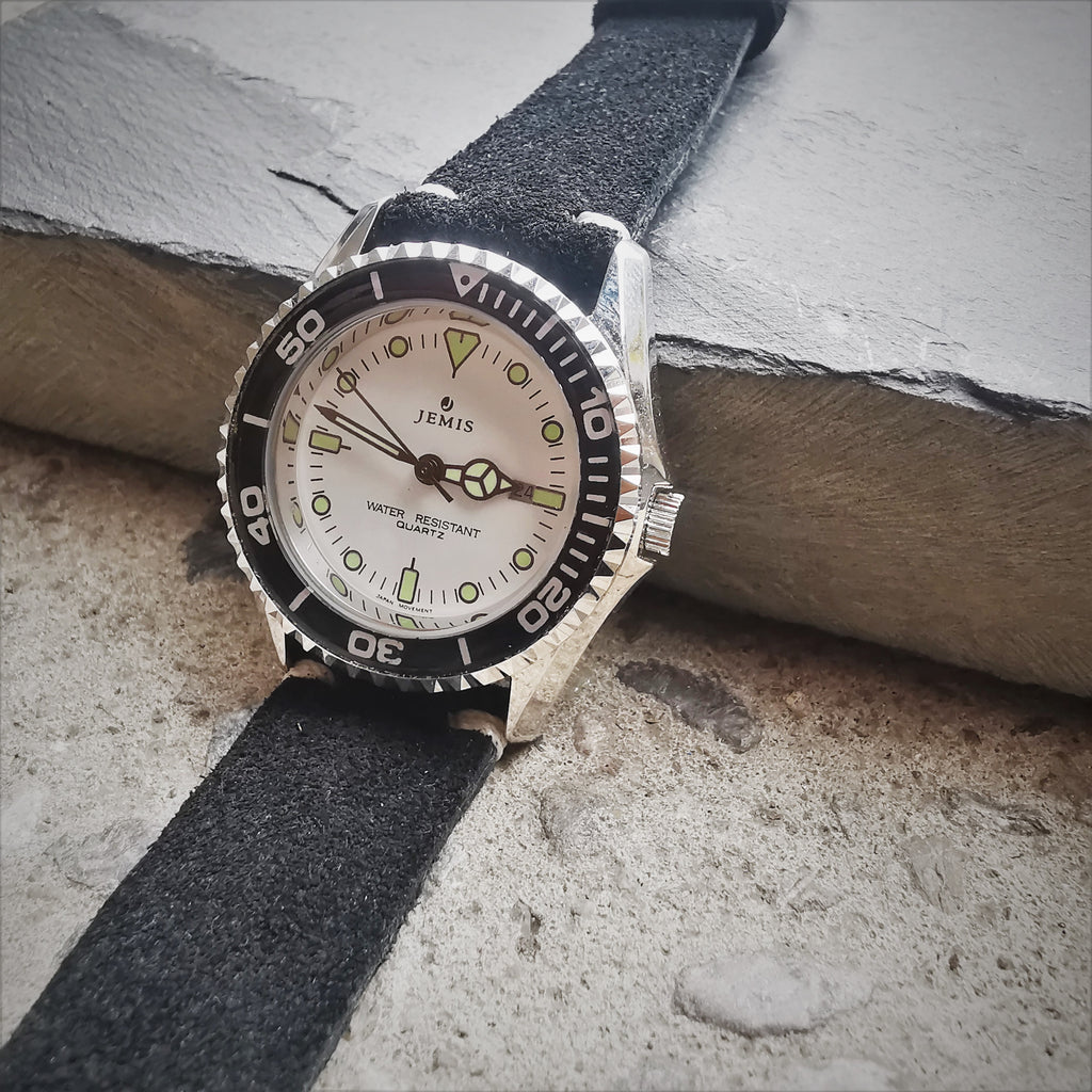 Men's Vintage JEMIS Chrome Quartz Watch // Lume hands and digits ...